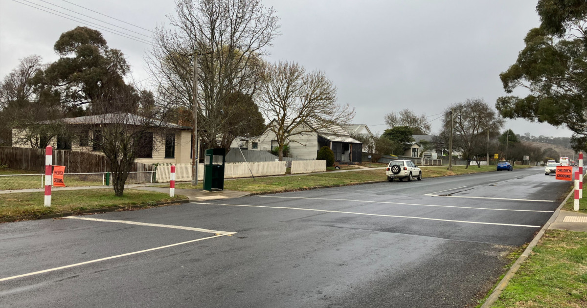 Lawrence Street crossing works begin | West Vic News | Ararat & Stawell ...